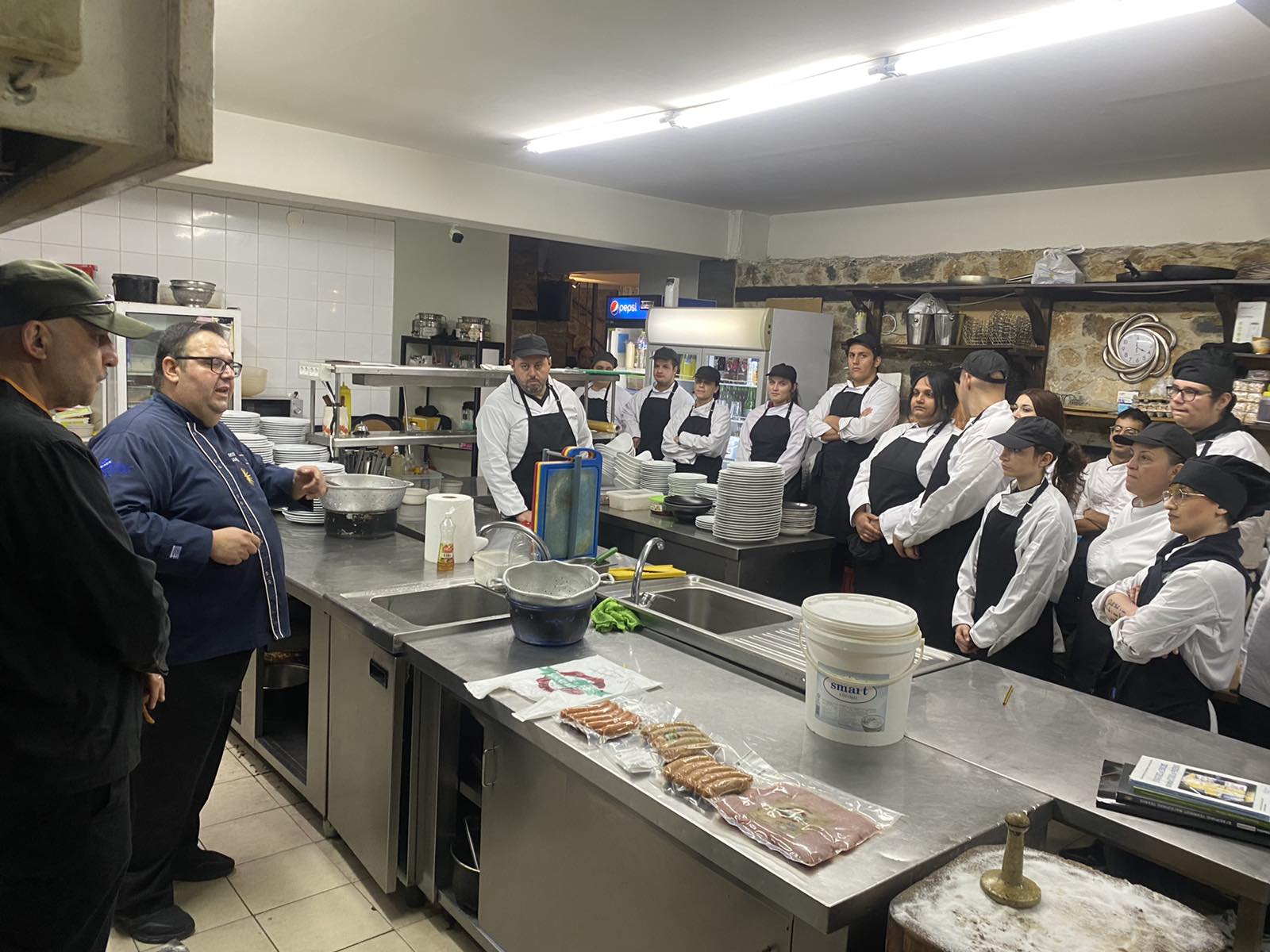Εκπαιδευτική Επίσκεψη των Chef του ΙΕΚ Αριδαίας στο Εστιατόριο “Τσολιάς ...
